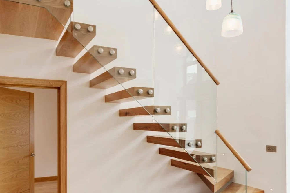 Floating Stairs UK and Cantilever Staircases from Spiral UK